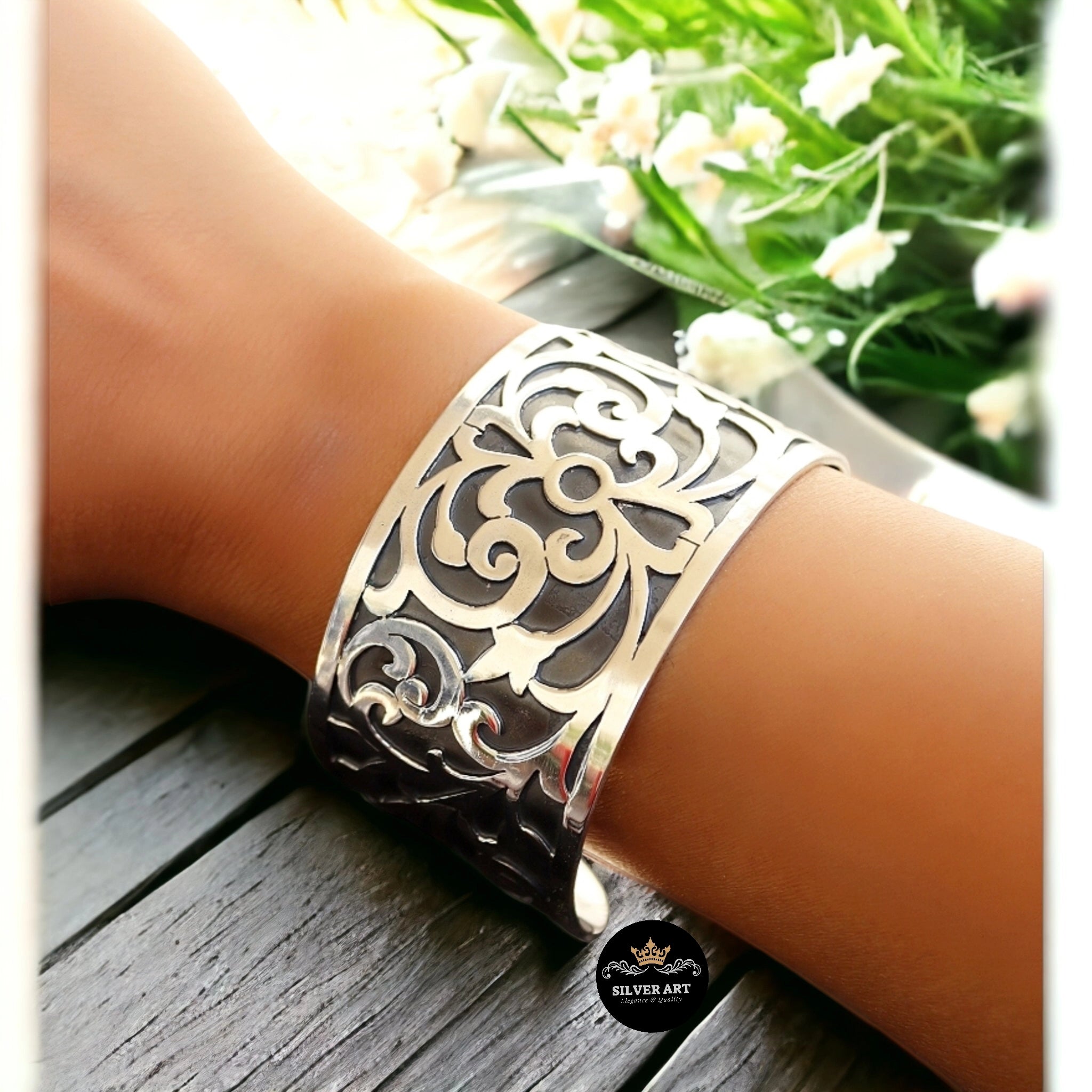 Handcuffs – Silver Art